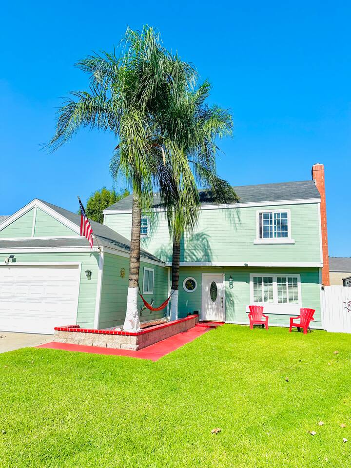 Relax Stay Bedrooms - San Bernardino, CA
