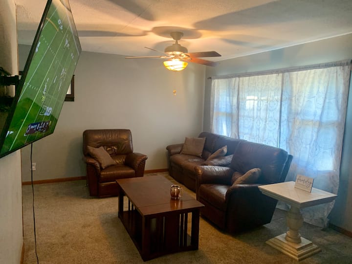 Country Mouse With City Chic - Coralville Lake, IA