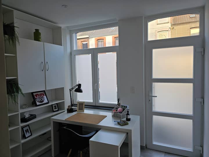 Le Nid De Nelson Et D'hannah - Mons