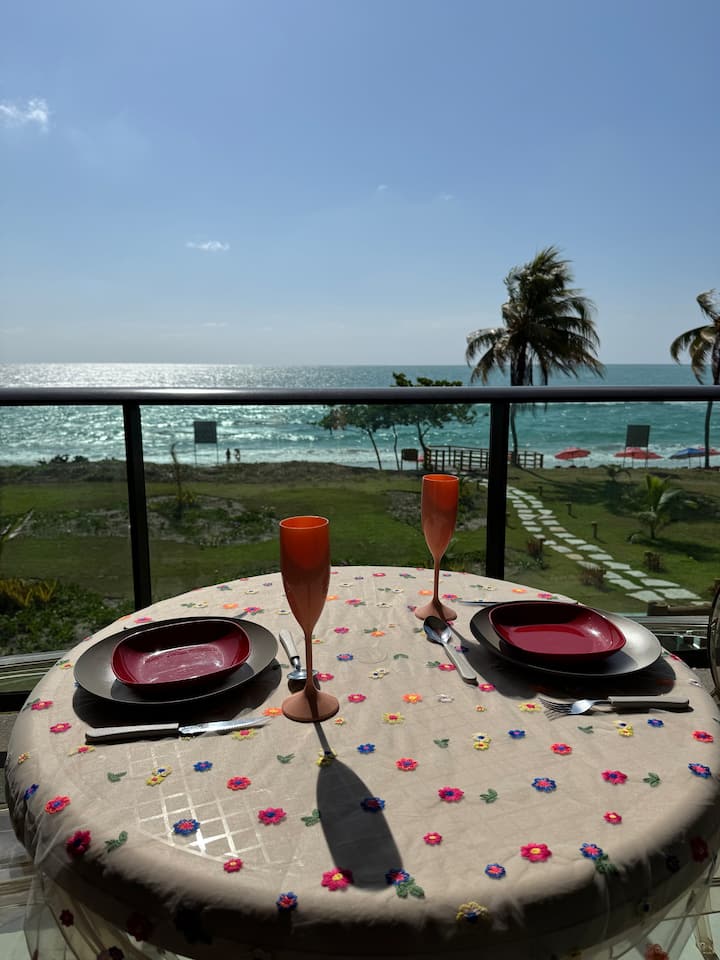 Flat 3 Beira Mar | Vista Incrível Com Piscina - Praia dos Carneiros
