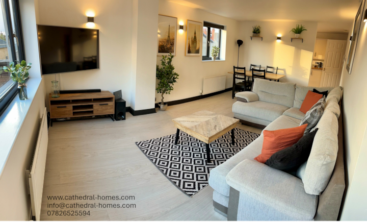 Castle Views With Parking - 링컨