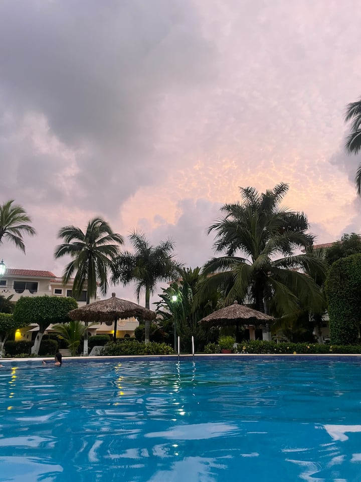 Hermosa Villa En Zona Hotelera Perfecta Para Relax - Ixtapa Zihuatanejo