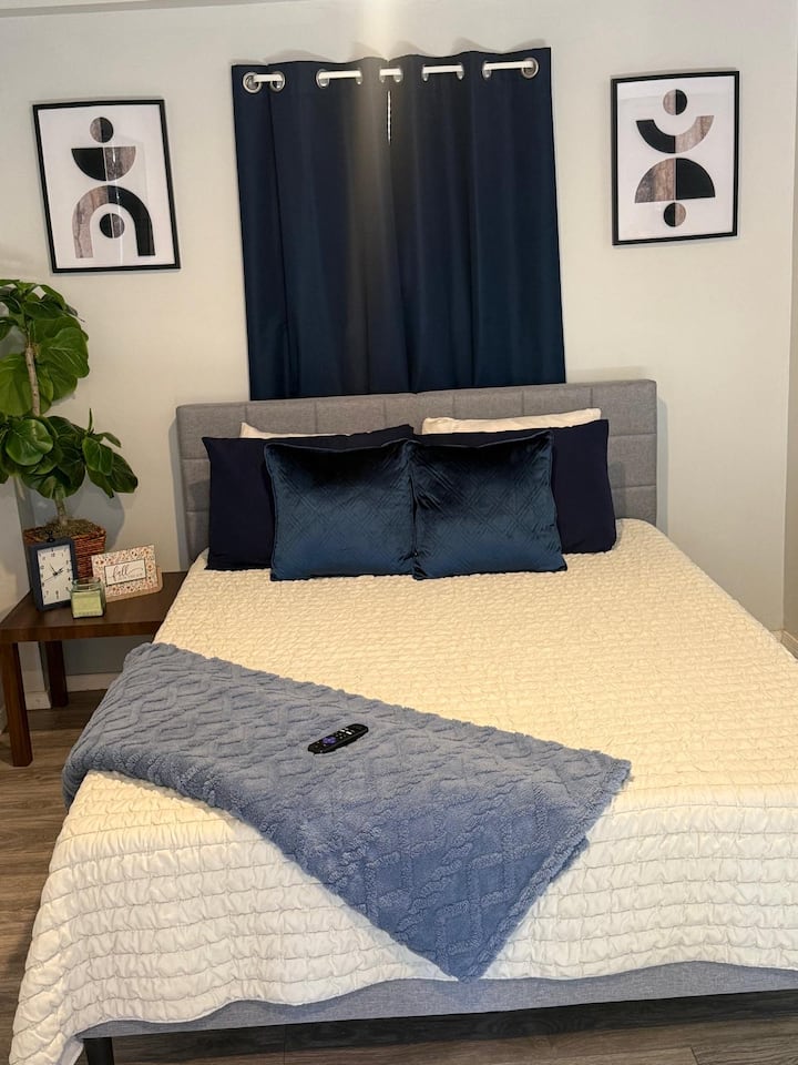 Modern Comfy Studio - Douglas, AZ