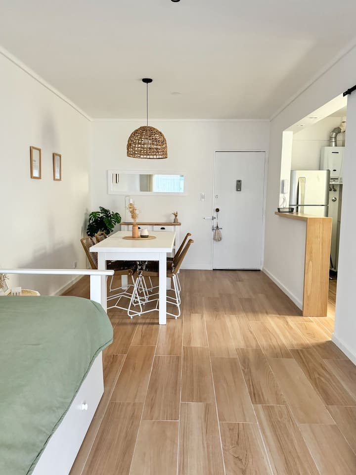 Playa Grande - Depto. 2 Ambientes
No Jóvenes - 