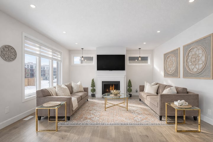 Executive 5br 4ba|chef’s Kitchen|7 Beds|sleeps 14+ - London, Ontario