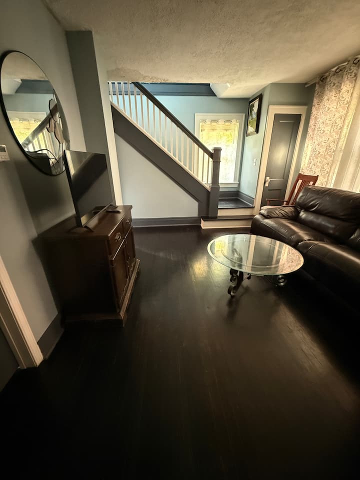Entire House For Short Term Stay - Auburn Hills, MI