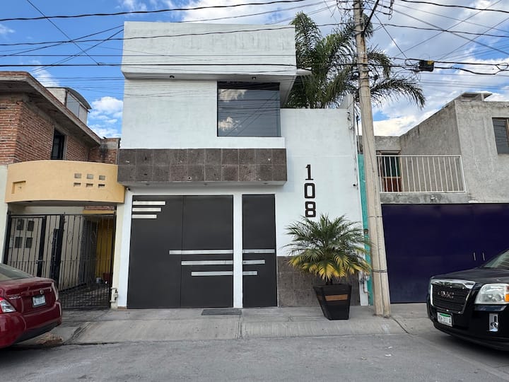 Casa Cerca De Zona Industrial - San Luis Potosi