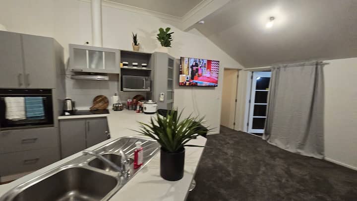 Cozy: 3bedroom Brand New Carpet - Palmerston North