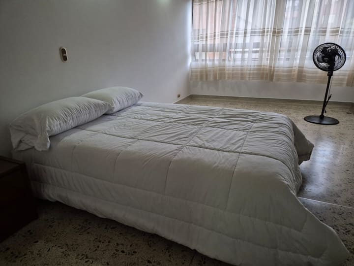 Apartamento El Portal 200 Metros - Envigado