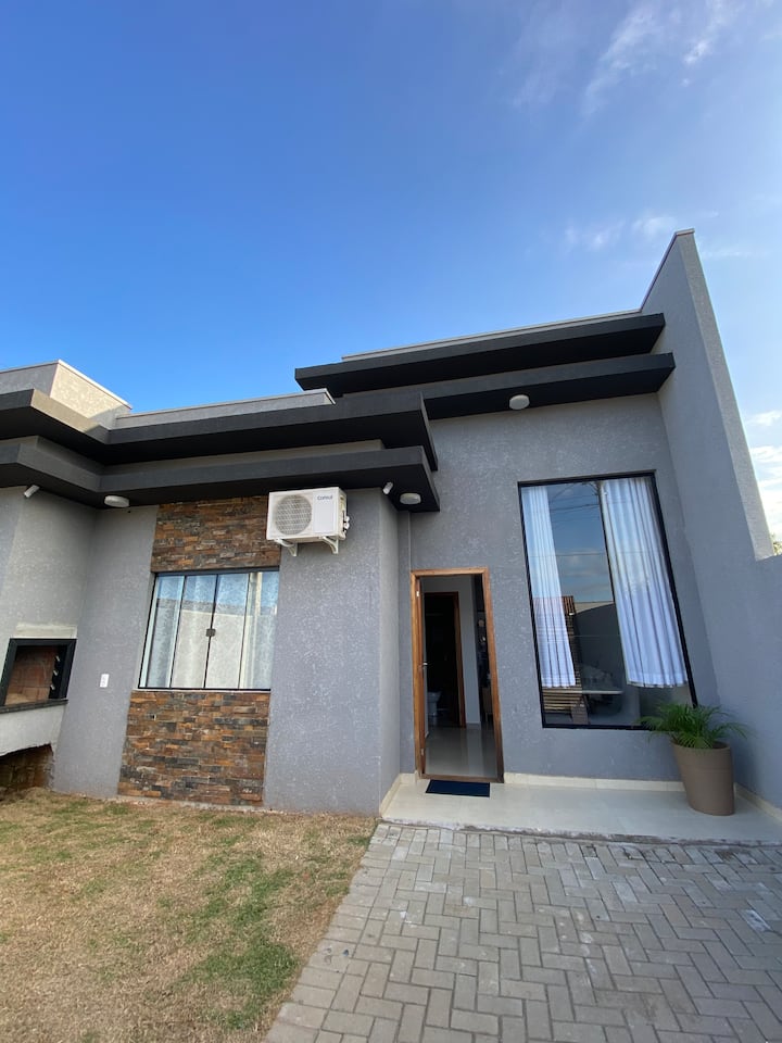 Casa Nova, A 280 M Do Mar No Balneário Coroados! - Guaratuba