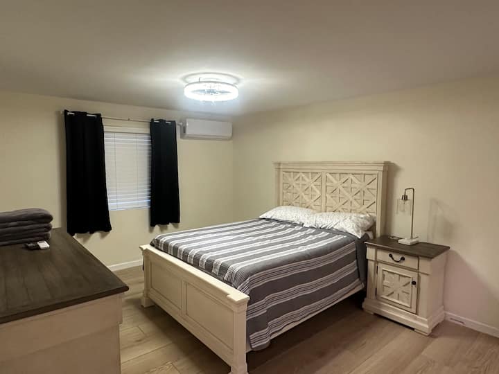 Guesthouse With Parking Driveway, 2 Mi To Westgate - Glendale, AZ
