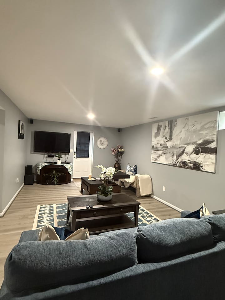 Cozy Getaway W/ Private Entrance - Baltimore, MD