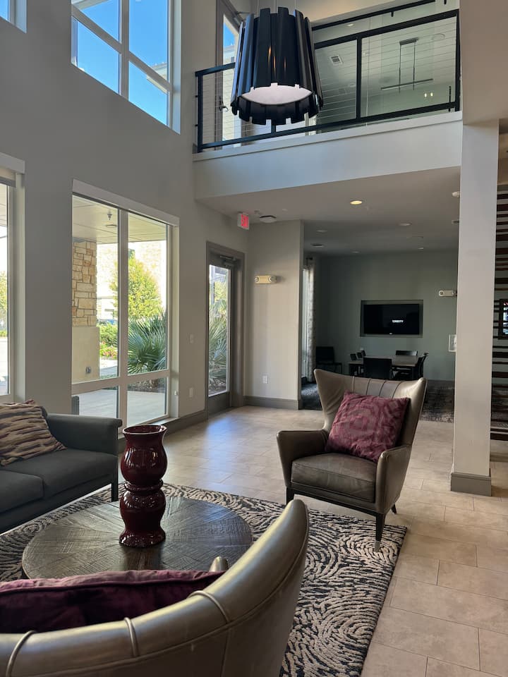 Clean, Modern 1bd/1bath Apt - Carrollton, TX