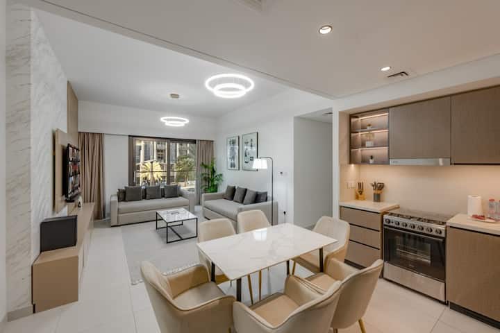 Walk To Dubai Mall & Burj Khalifa - Luxury 2 Bed - Dubai