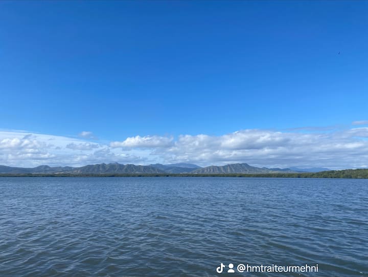 Une Belle Expérience, - New Caledonia