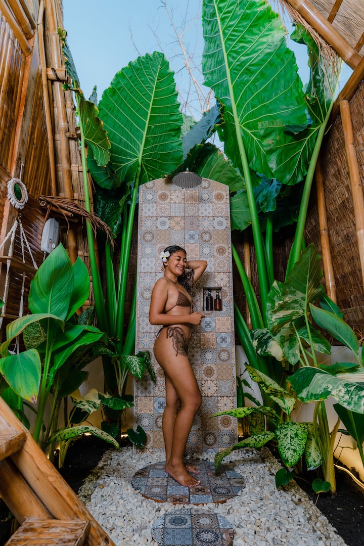 Romantic A-frame • Outdoor Bathtub • Breakfast - Moalboal