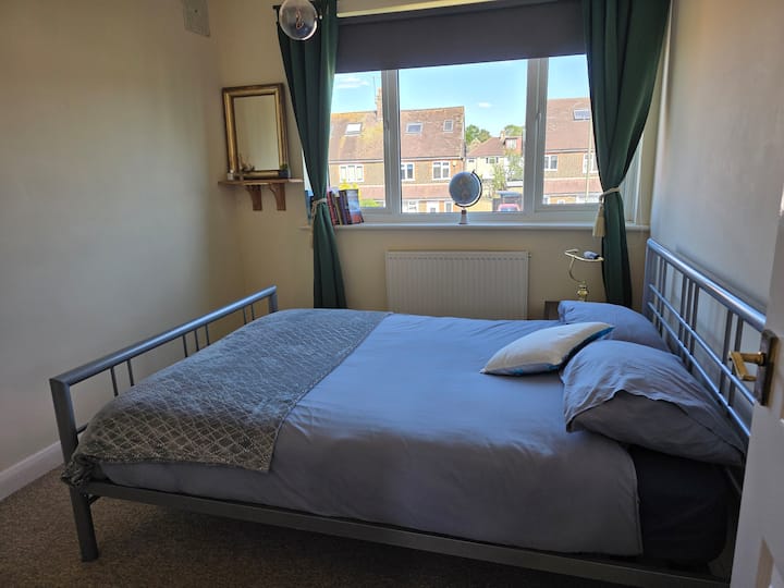 Dolce Vita (Minutes From Gatwick Airport!) - Redhill