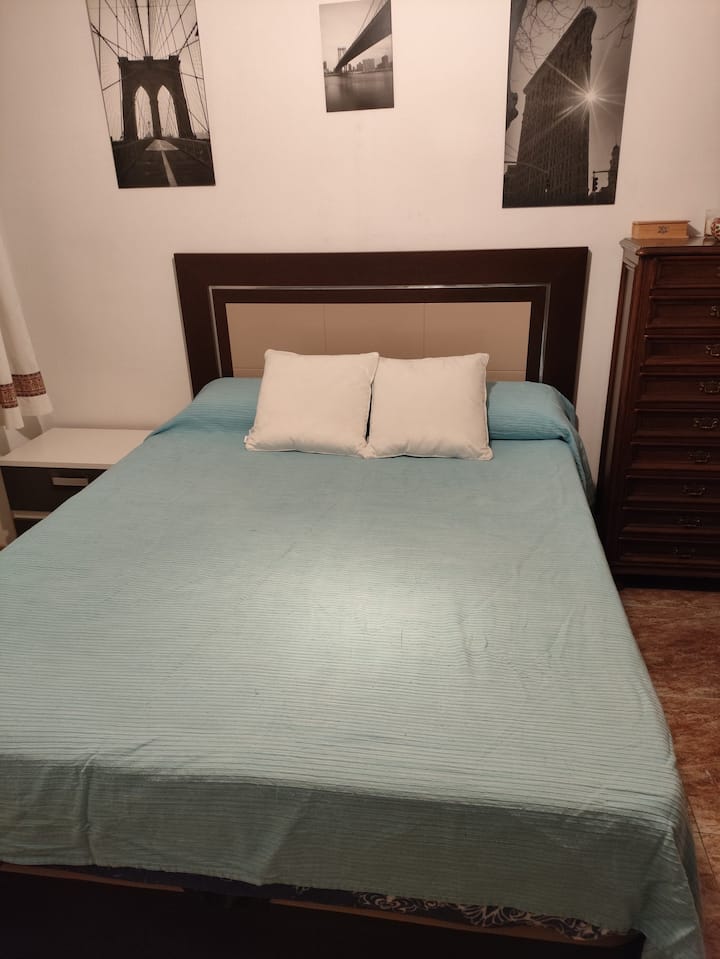 Dormitorio Ideal Para Parejas - Badajoz