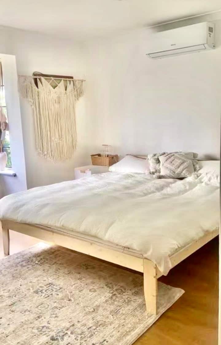 Serenity Retreat # 2 - Ascot