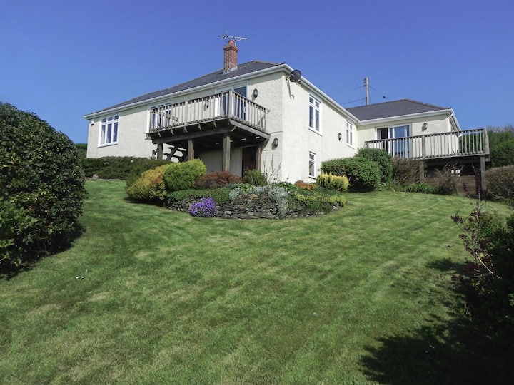 Hazeldene, Amazing Sea And Countryside Views - Crackington Haven