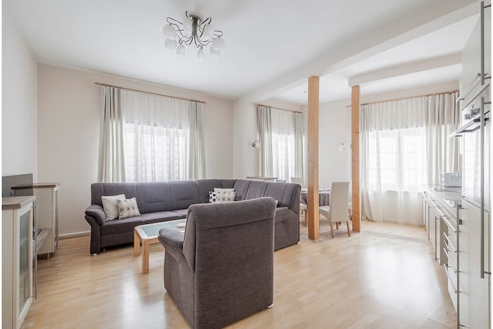 Alte Villa In Oberhof Am Rennsteig, Fewo Deluxe - Oberhof