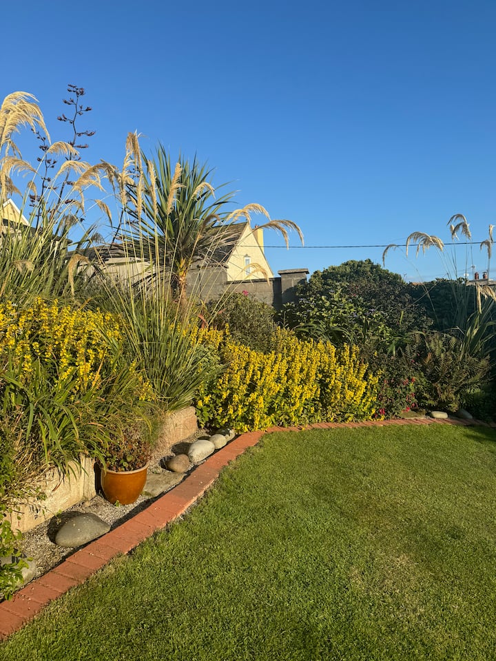 Seaside Escape: Kilkee Haven - Kilkee