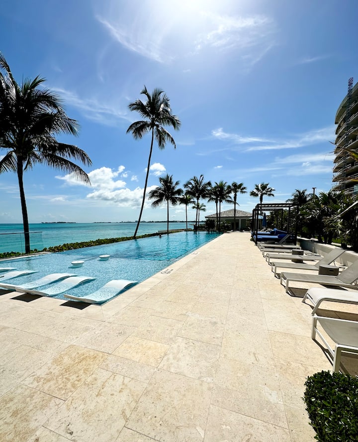 New Penthouse: 4-bedroom Beachfront+ocean View - The Bahamas