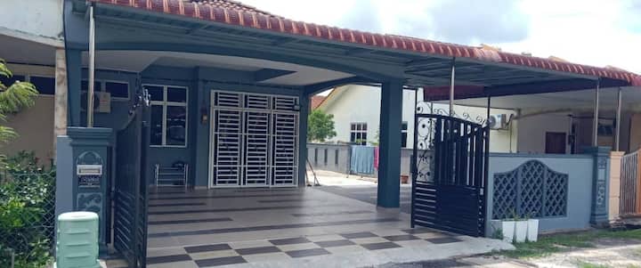 Wan Hasnah Homestay - Kulim