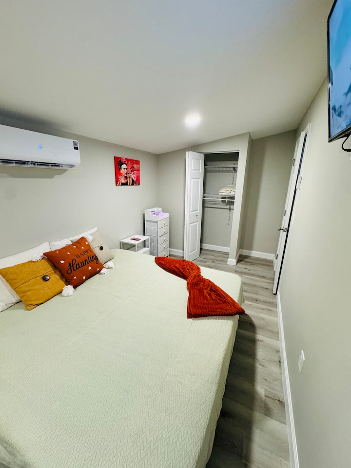 Cozy Studio Bradenton - Bradenton, FL