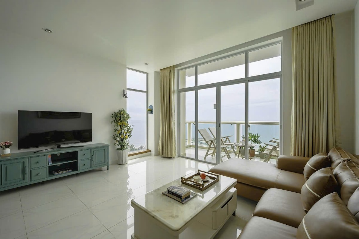 OceanVista 3BR Beach View Apartment - Apartments for Rent in Thành phố ...