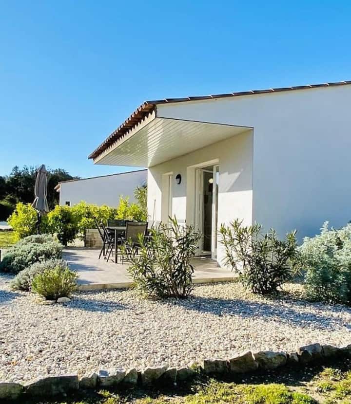 Maison Tout Confort 4 * Rés Privée, Piscine. - Bonifacio