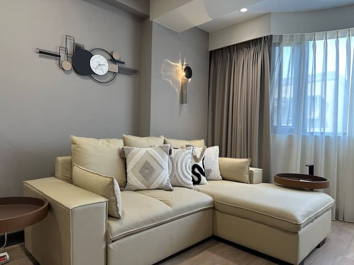 New 12 Taipei Mrt Elevator Apartment - Taiwan