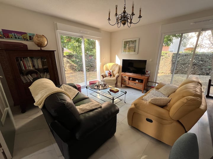 Maison Sfg : Hébergement -Agen, France - Agen
