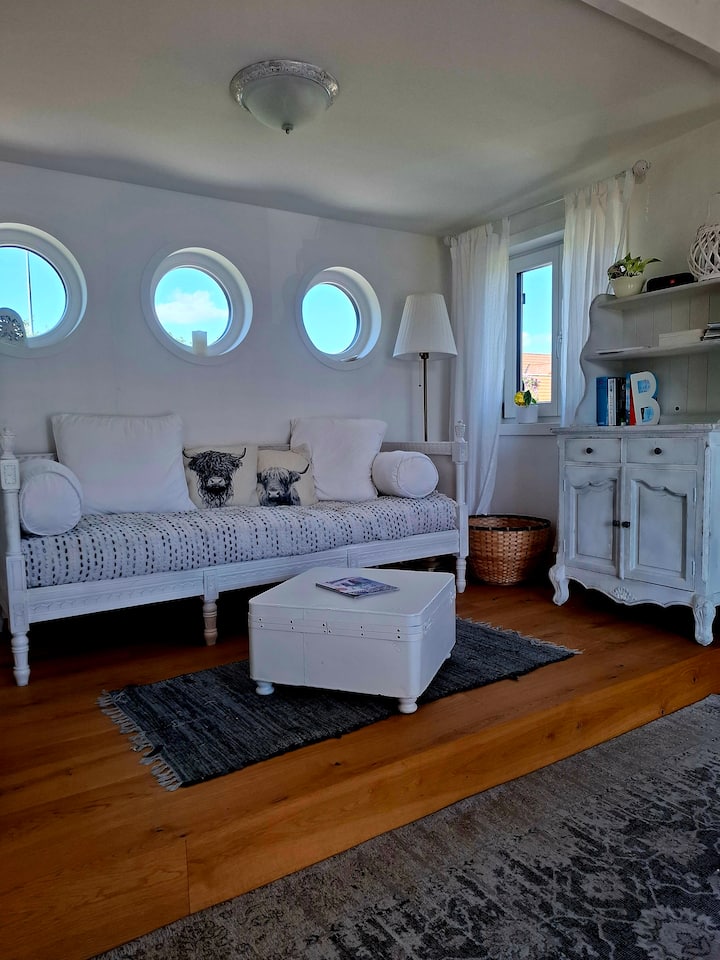 Tinyhouse Wohnwagon Rosalie Mit Sternenkuppel - Erding