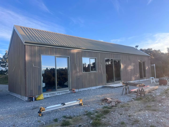 Peaceful Lake House In Native Bush - Moana