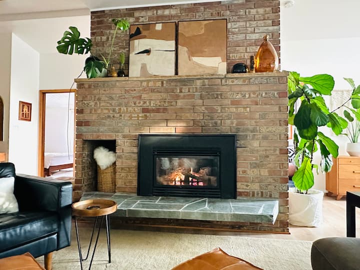 Westside Midcentury Hideaway-fall Discounts! - Olympia, WA