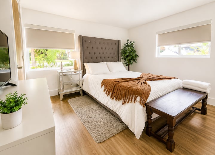 Private Luxury Suite W/ Separate Entranceparking - Kendall, FL