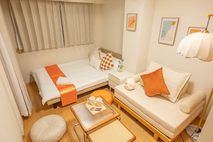 Higashi-nakano 103,2 Stops To Shinjuku - Shinjuku