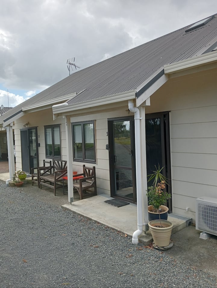 Patetonga Bnb ( Unit 2) With A King And Queen Bed - Ngatea