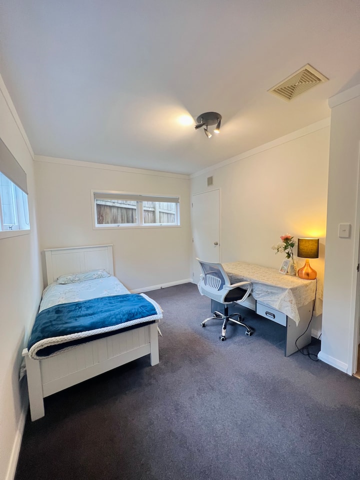 Super Cheap, Convenient Location - 오클랜드