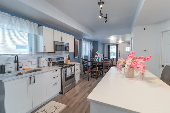 Comfy |4 Bedroom| Family Getaway - Manitoba