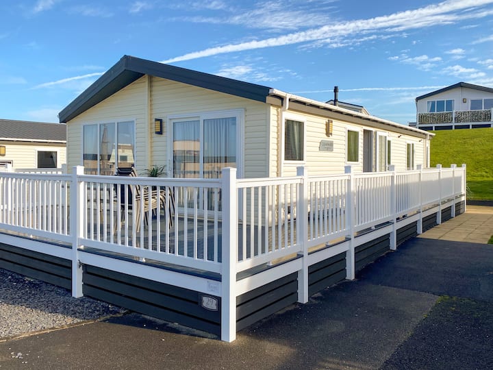 Sunset Lodge - Morecambe