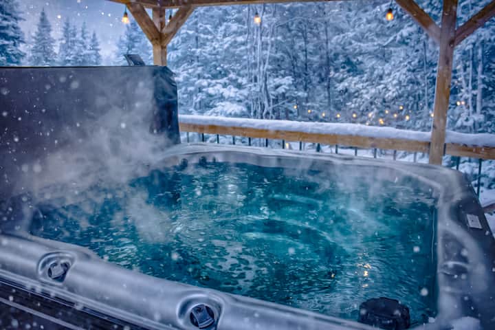 New~hot Tub~deck Tv~knotty & Nice - Slade, KY