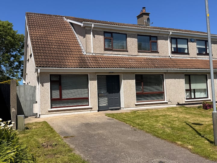 Beautiful 4 Bedroom House Dunmore Road Waterford - Tramore