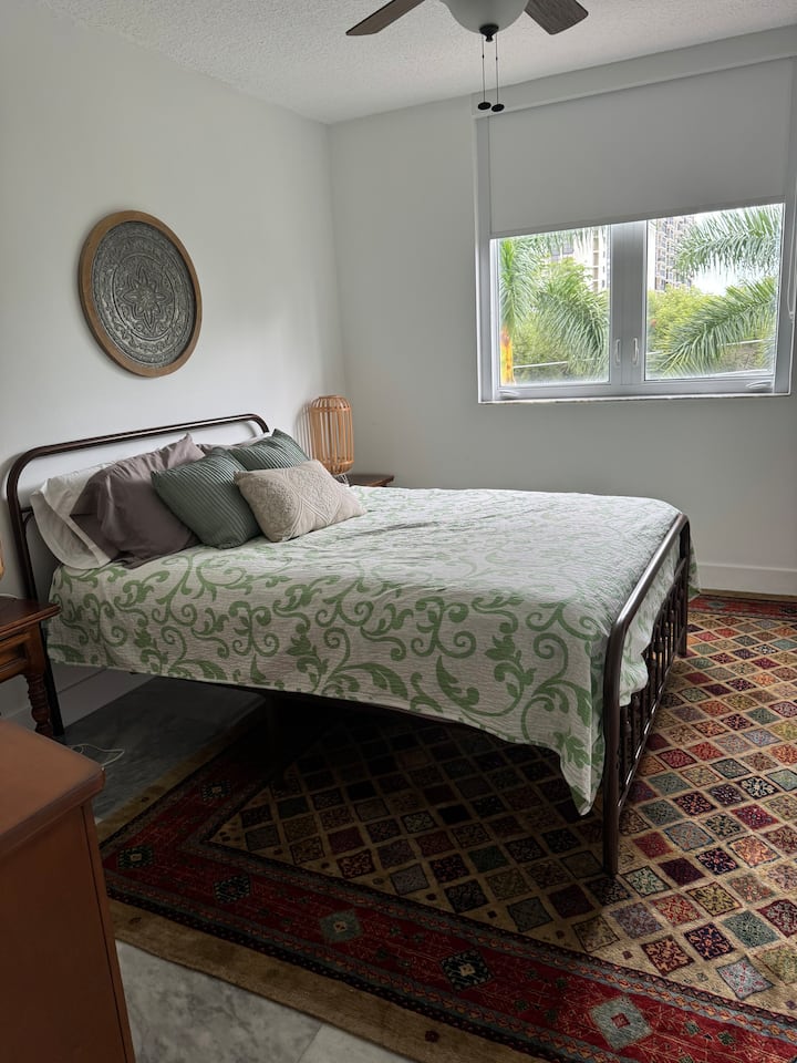 Private Suite Room And Bathroom - Coral Gables, FL