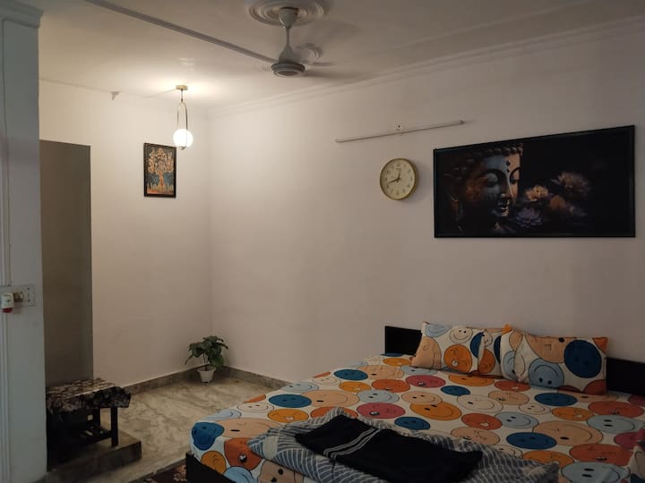 "The Cosy Corner Apartment" - New Delhi