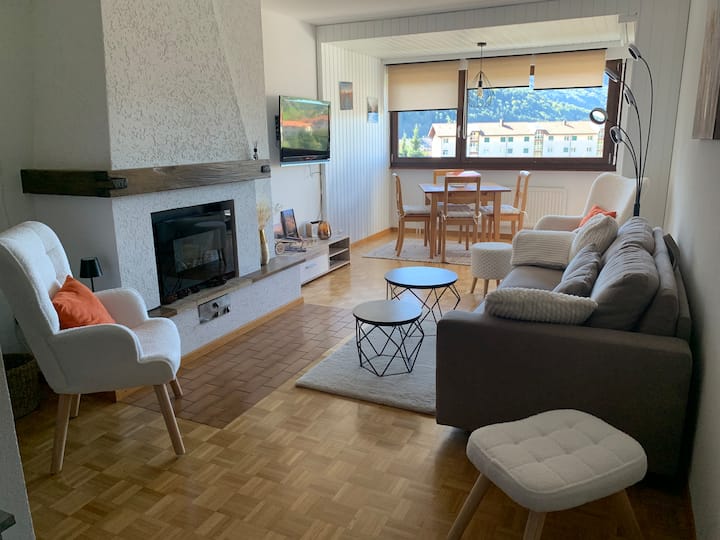 Appartement De Charme, Rénové, à Côté Des Bains - La Roche