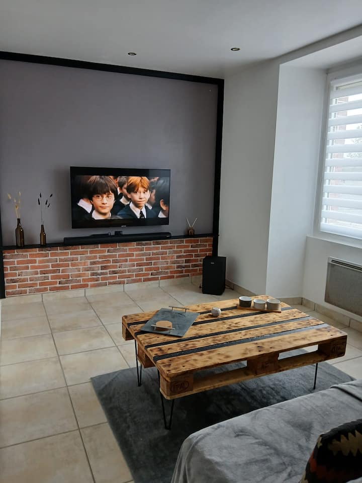 Séjour Cosy • Maison Calme • 2 Ch • Parking - Betton