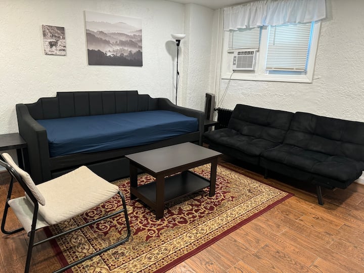 Newly Renovated Apt In Great Neighborhood - Silver Spring, MD