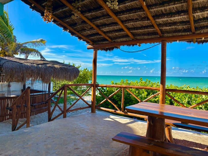 Beachfront House With Terrace Bar - All Inclusive - Yucatán